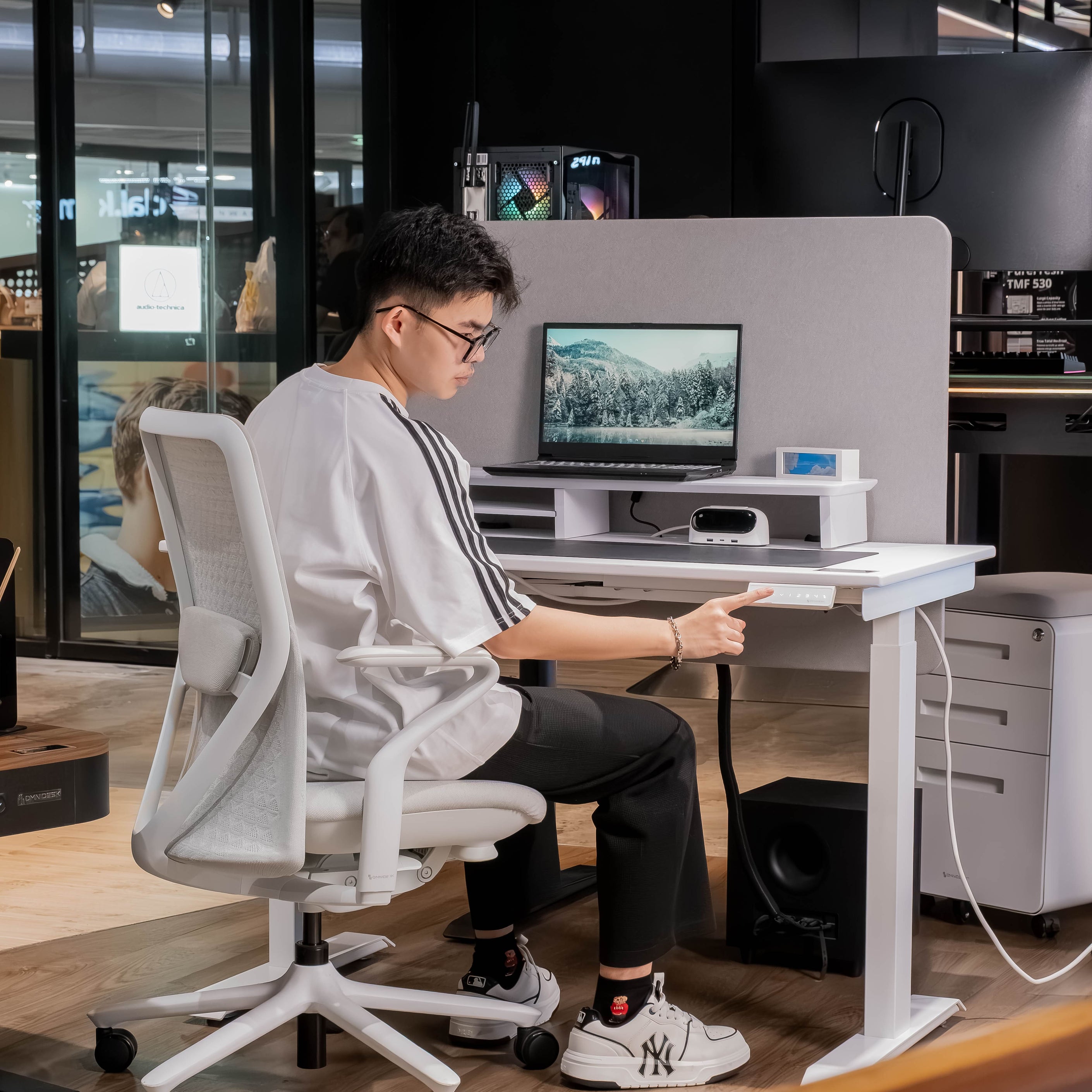 Visit the Omnidesk Showroom | Try Your Perfect Desk in Singapore