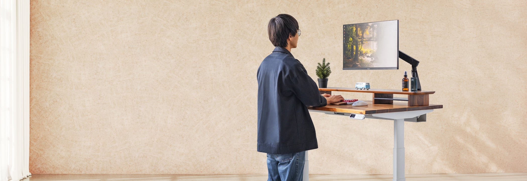 The Best Standing Desk And Ergonomic Workspaces | Omnidesk Singapore