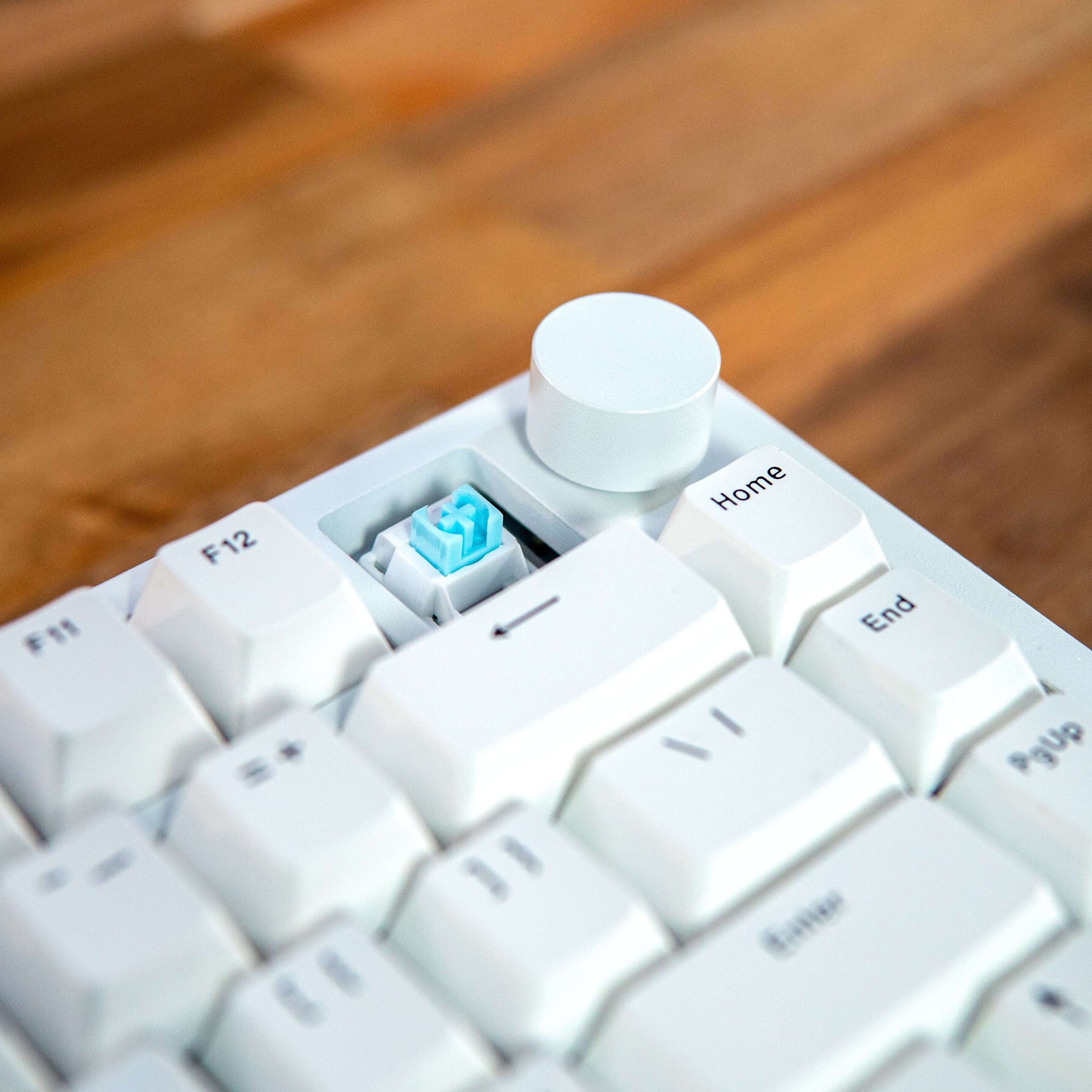 Aftershock ODEN75 Wireless Mechanical Keyboard - 75 Keys (Linear Switc ...