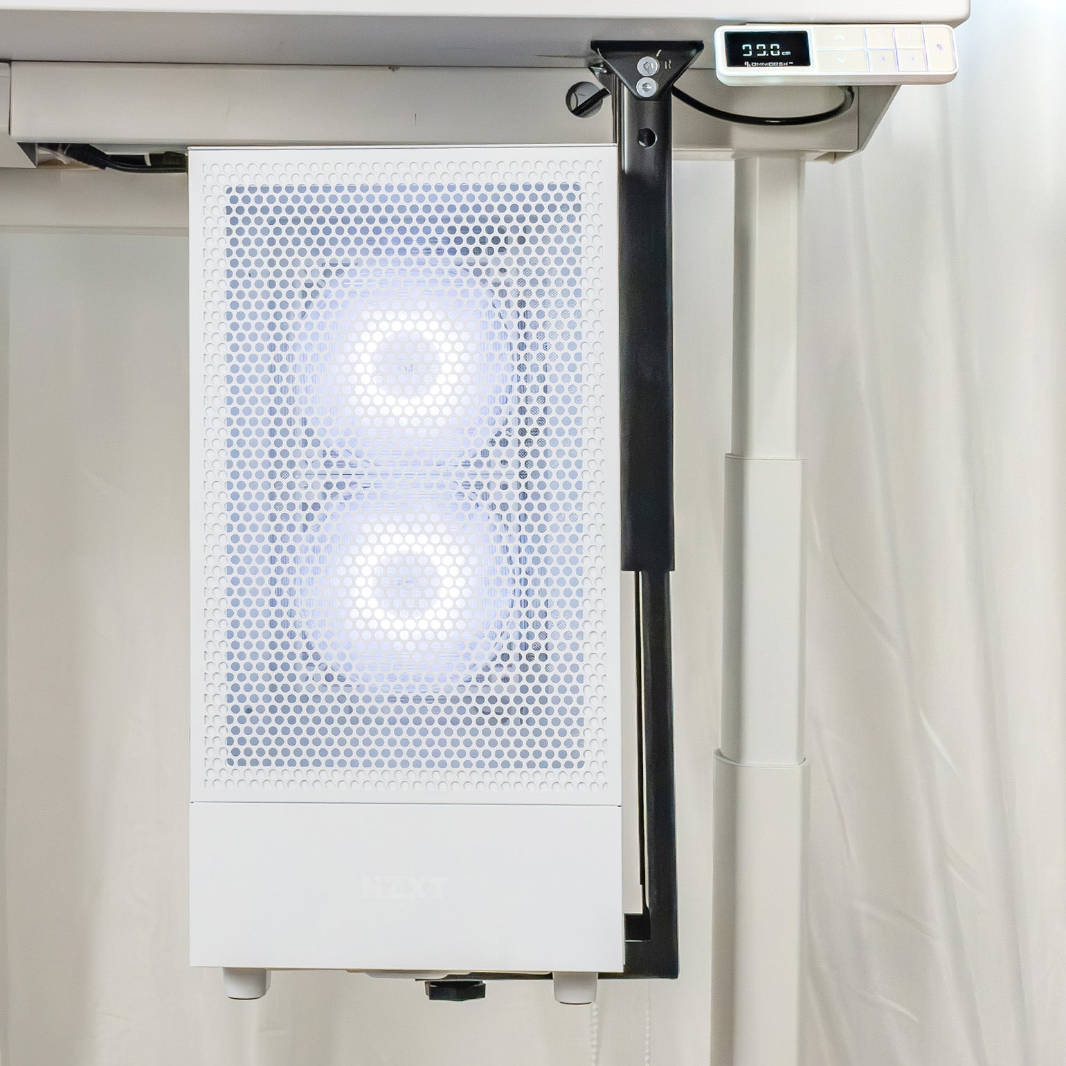 PC Mount – Omnidesk