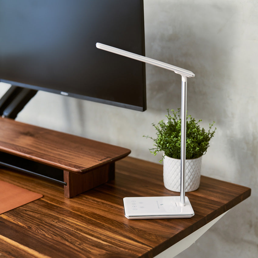 Spark Desk Lamp - Omnidesk